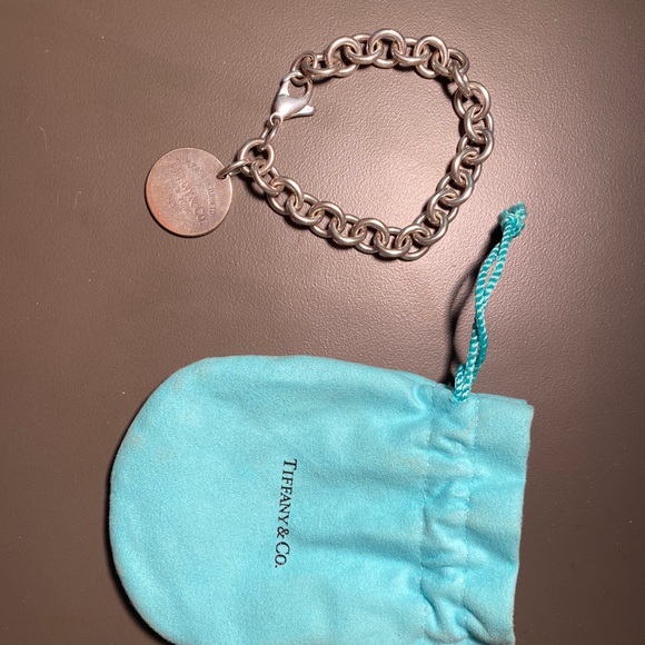 Tiffany & Co. | Jewelry | Tiffany Co Round Link Bracelet With Charm ...
